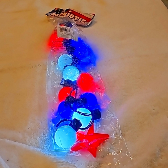 Patriotic | Party Supplies | Patriotic Light Up Necklace 4 Settings 2 ...